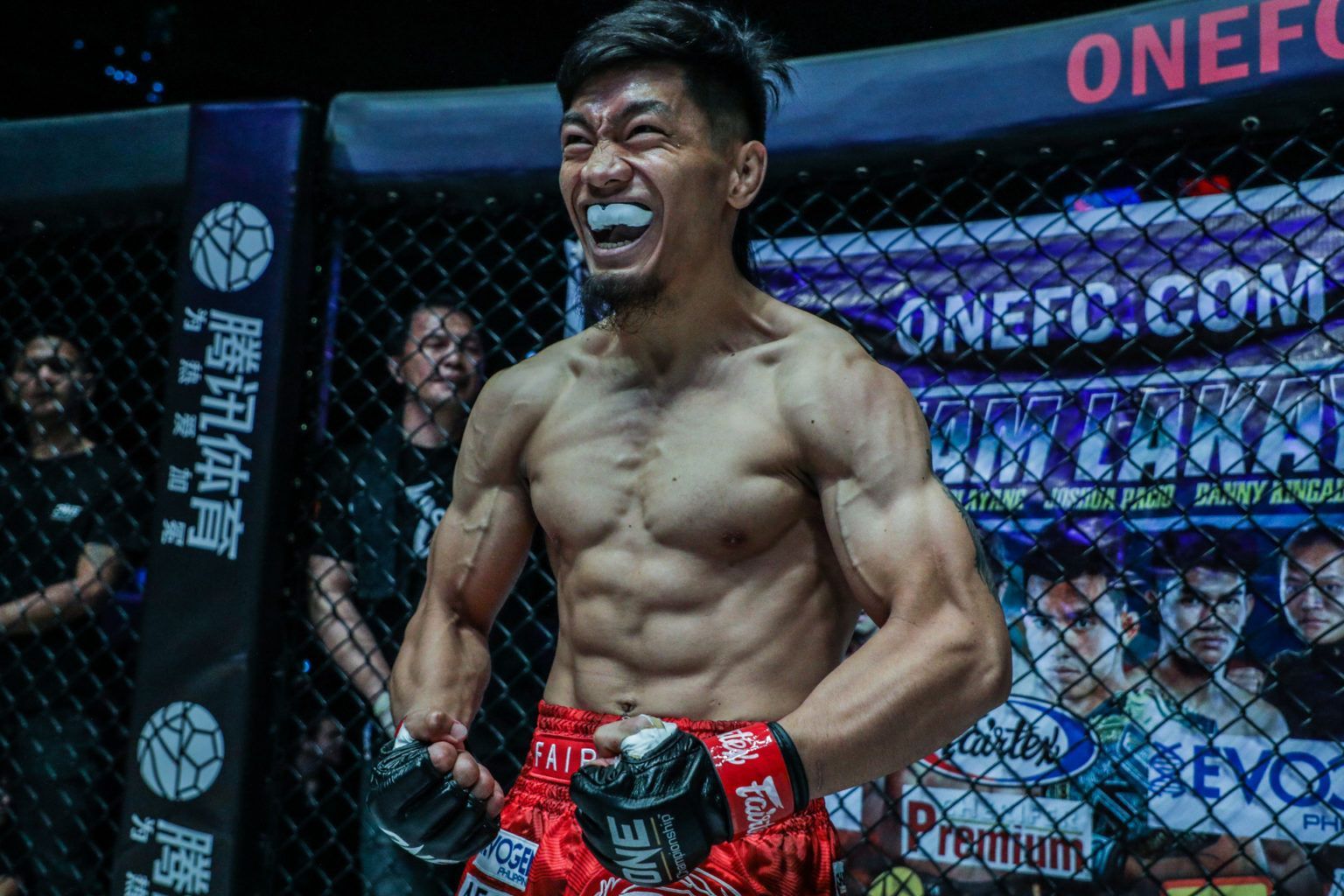 Lito Adiwang Fights in Honor of Late Mother, Determined to Bounce Back ...
